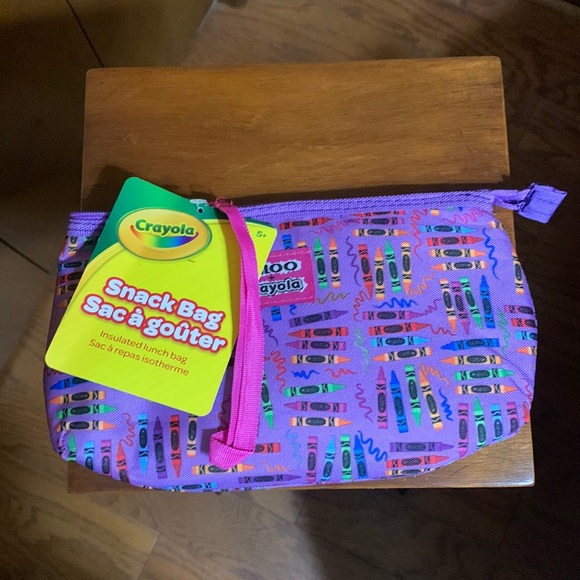 Ilgoo+ Crayola | Accessories | Igloo Crayola Crayon Themed Snack ...